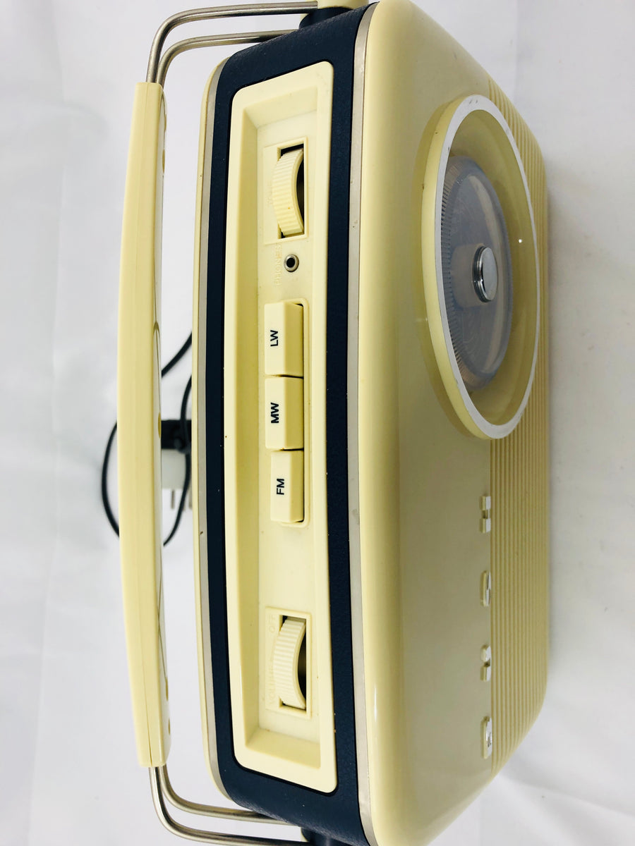 Vintage Bush Transistor Radio, the TR82 Reproduction (20904 ...